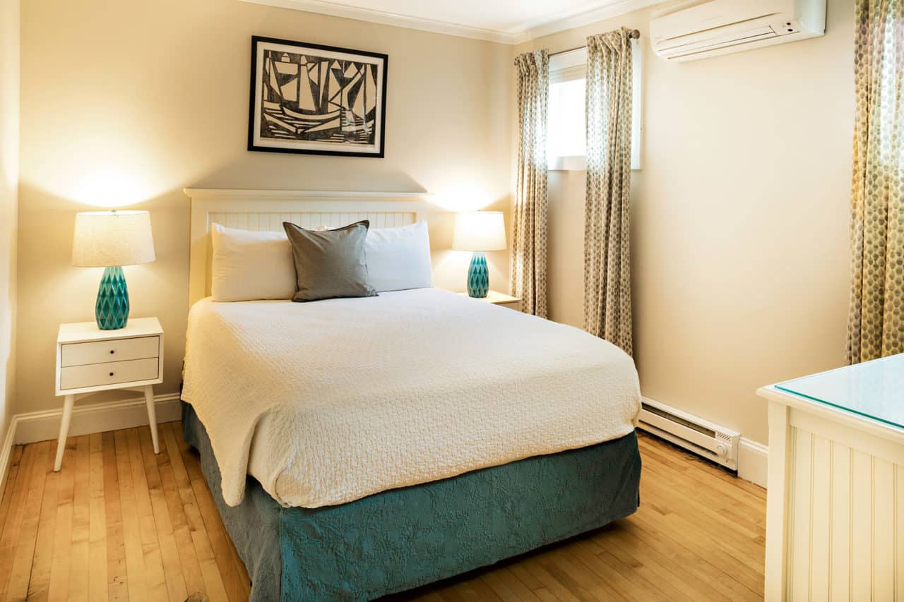 Martha's Vineyard Accommodations - Rooms | Madison Inn Oak Bluffs Hotel